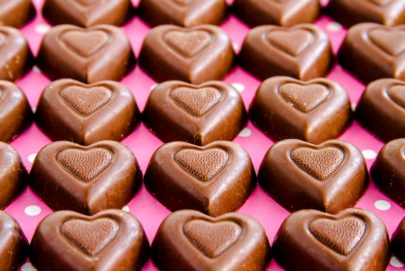 Sweet Heart Treats: How to Make Chocolate Hearts for Valentine's Day ...